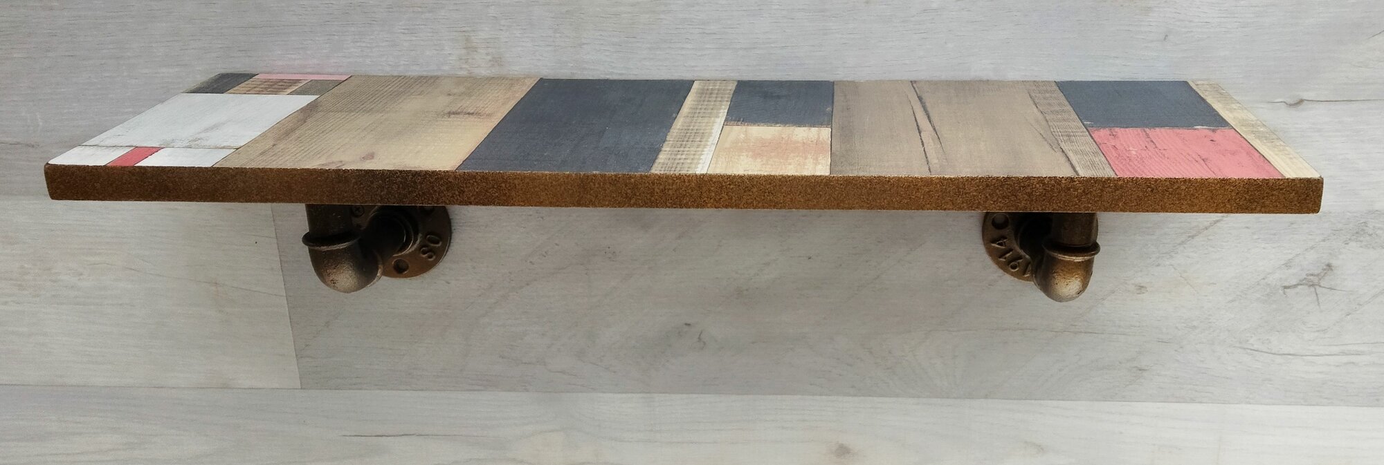 Уникальная настенная полка в стиле лофт из труб и фитингов, влагостойкая