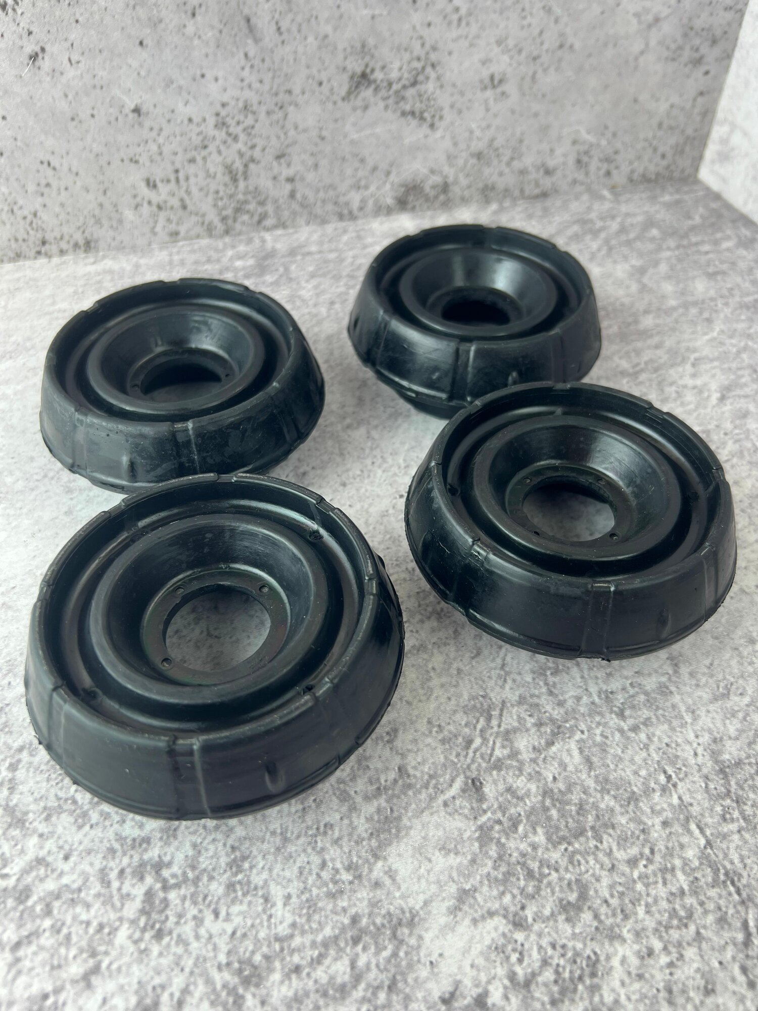 4 штуки. Опора амортизатора 6001547499. Для Renault Logan, Largus, Duster, Sandero, Kaptur.