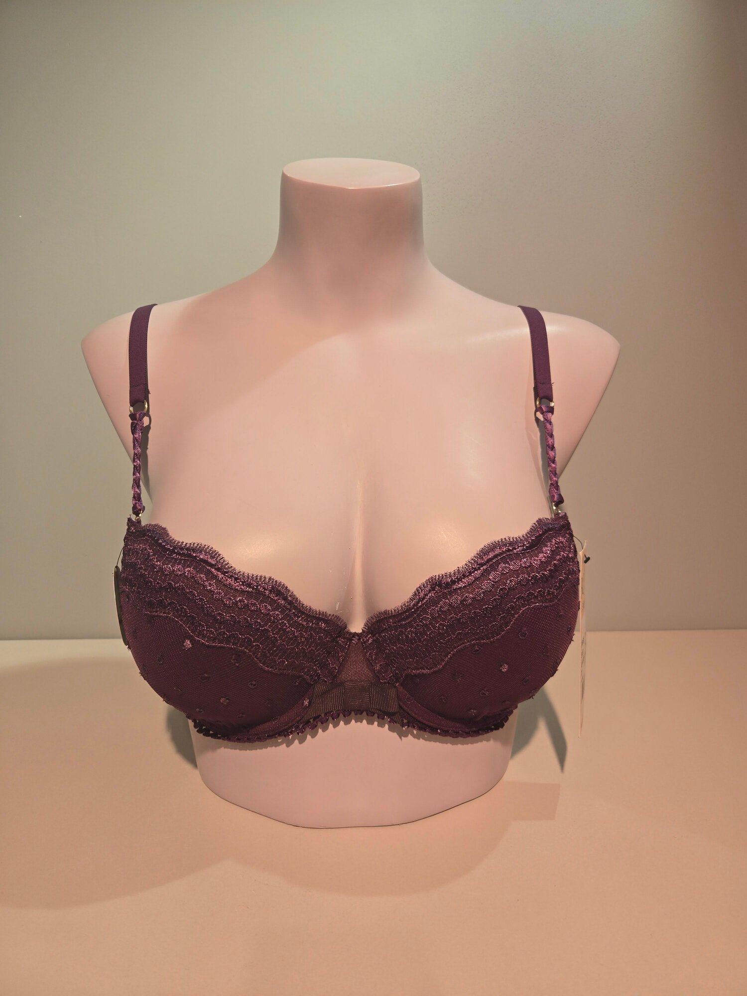 Бюстгальтер-невидимка