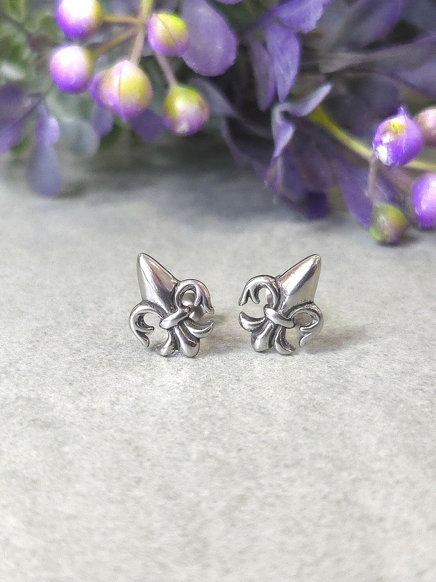 Серьги пусеты