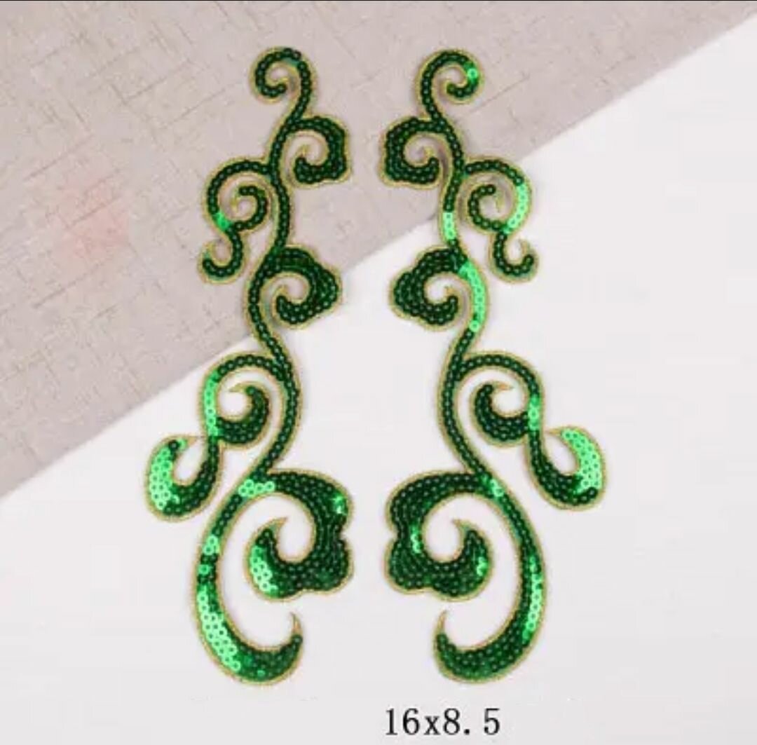 Декор пришивной из пайеток на клеевой основе 16*8,5 см