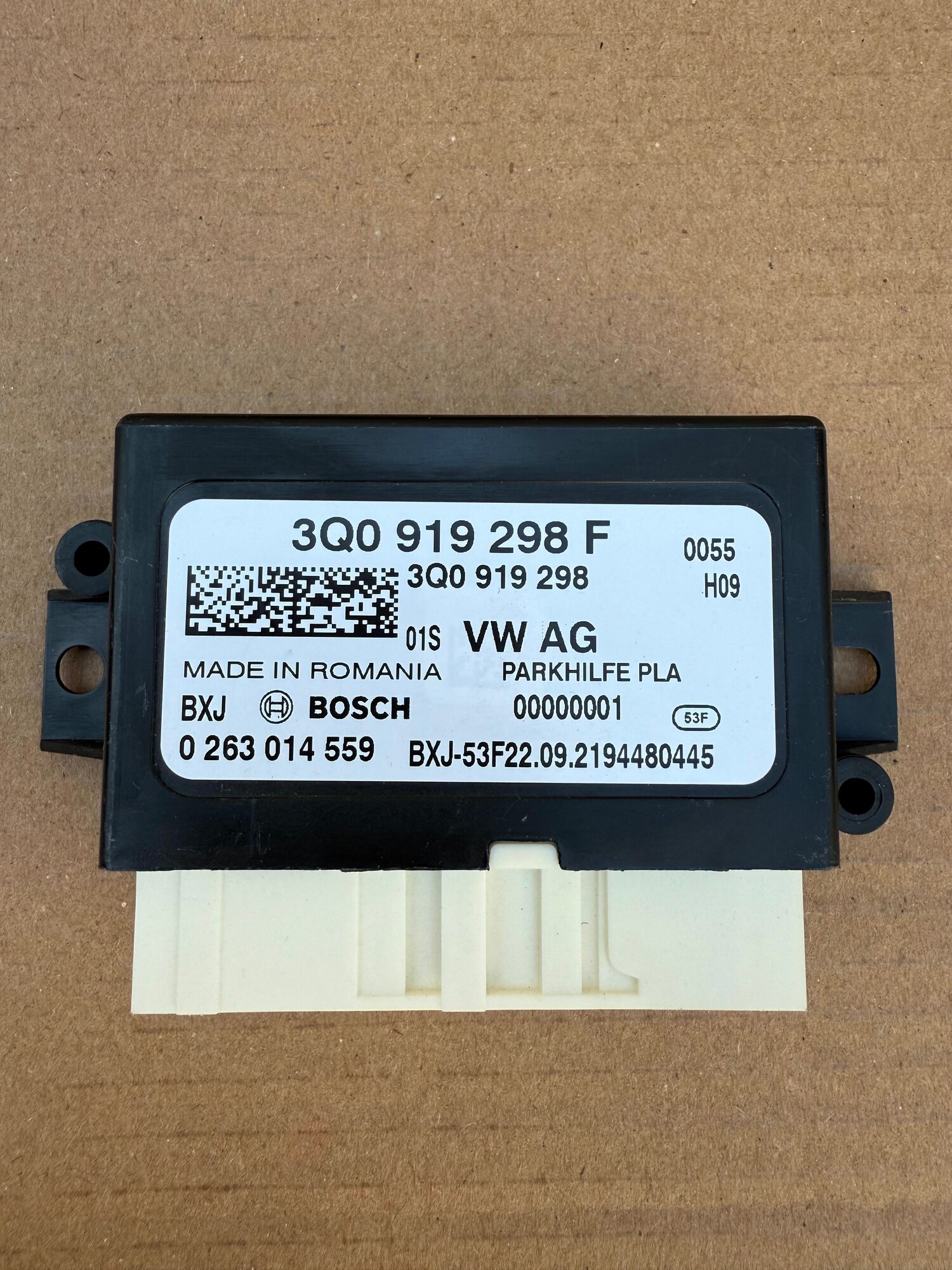 3Q0919298F Блок управления парктроников VAG оригинал новый для Тигуан, Кодиак (VW Volkswagen Tiguan, Skoda Kodiaq)