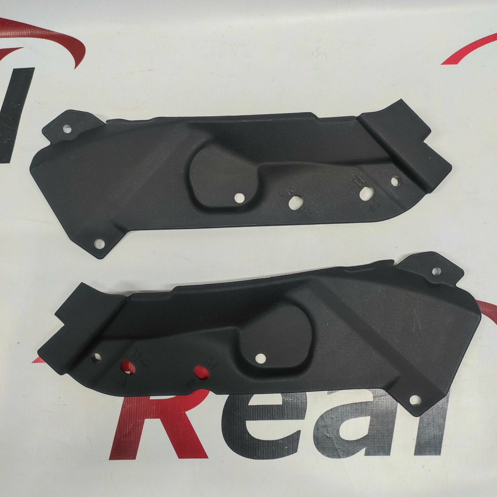 Кожух фар (крепежные накладки на фары) для 2170-21724 комплект 2шт