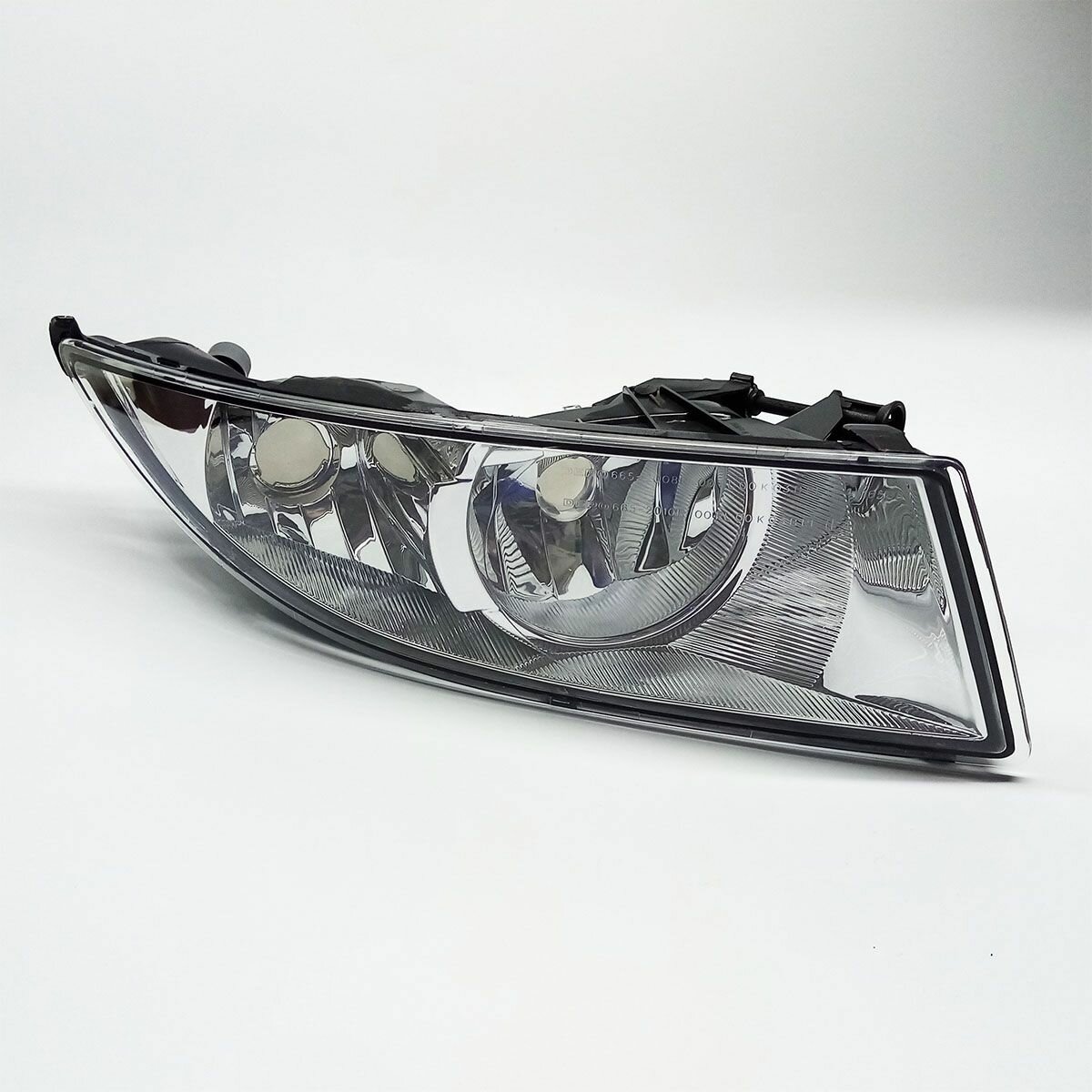 Противотуманная фара левая для Шкода Фабия 2 рестайлинг 2010-, Skoda Fabia 2 рестайлинг противотуманная фара левая DEPO 665-2008L-UE