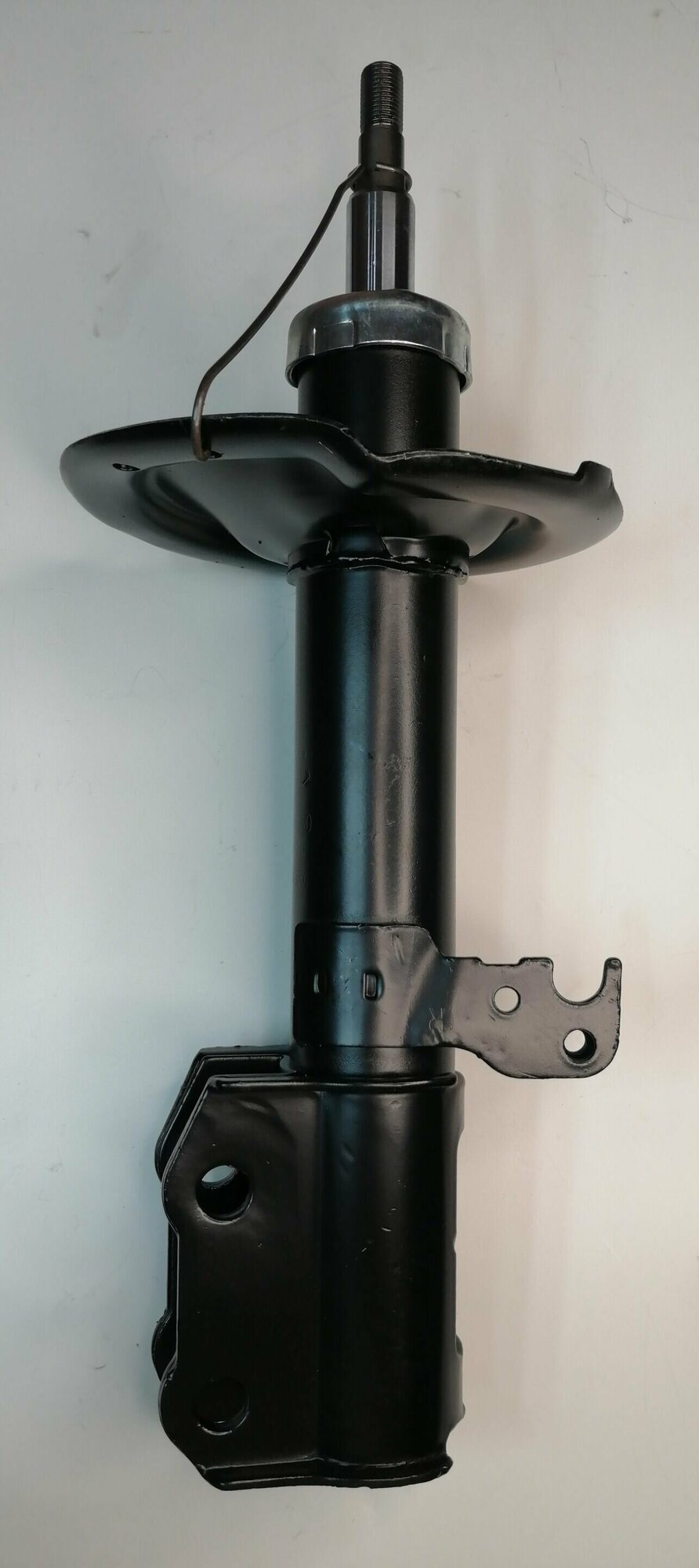 Амортизатор передний правый Lifan Solano (620) [1.6 16V 5MT седан] B2905220C1