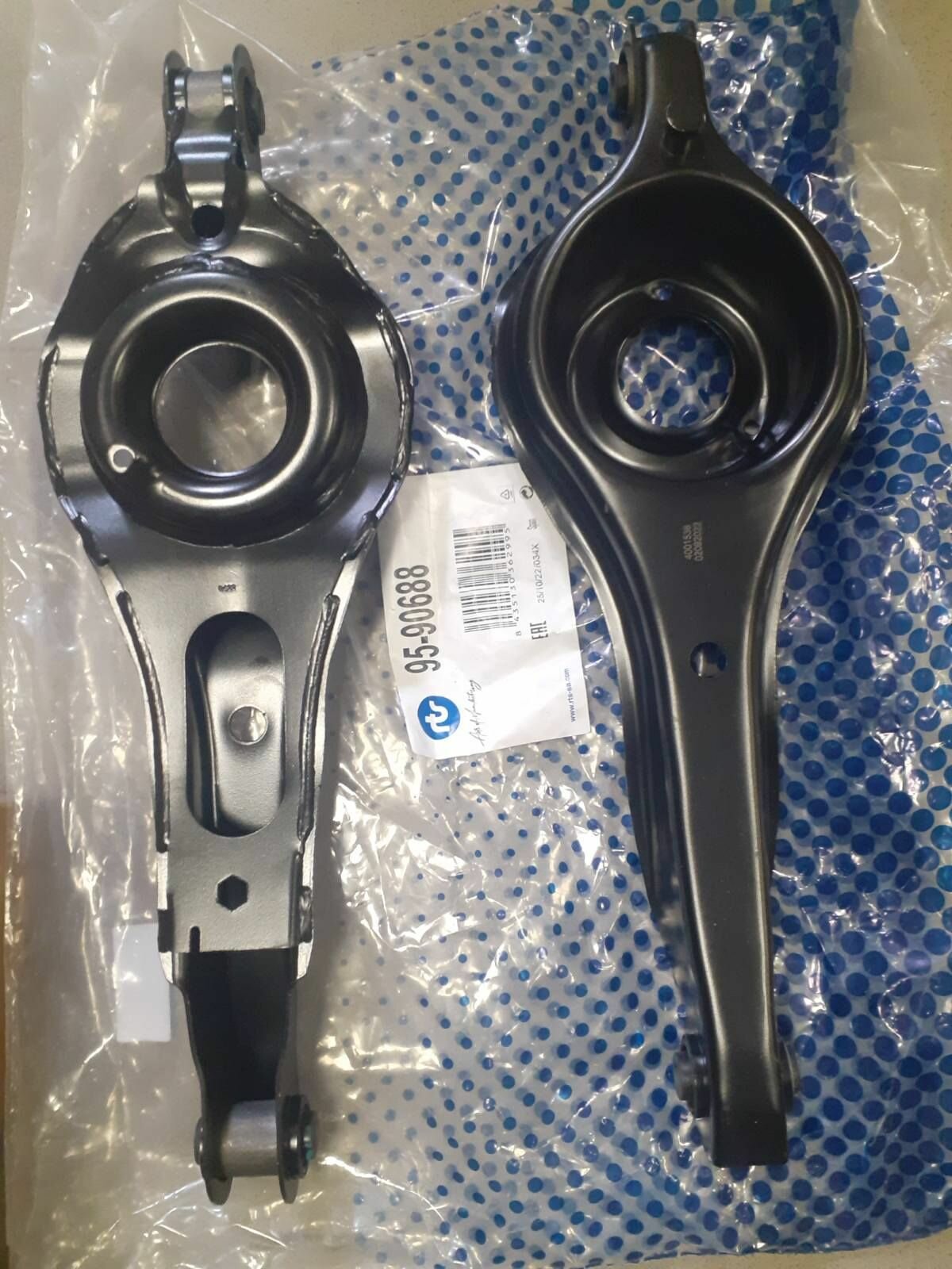 Рычаги задние под пружину форд фокус 1 2 3 FORD FOCUS I / II VOLVO S40 под прямую стойку стабилизатора RTS Испания