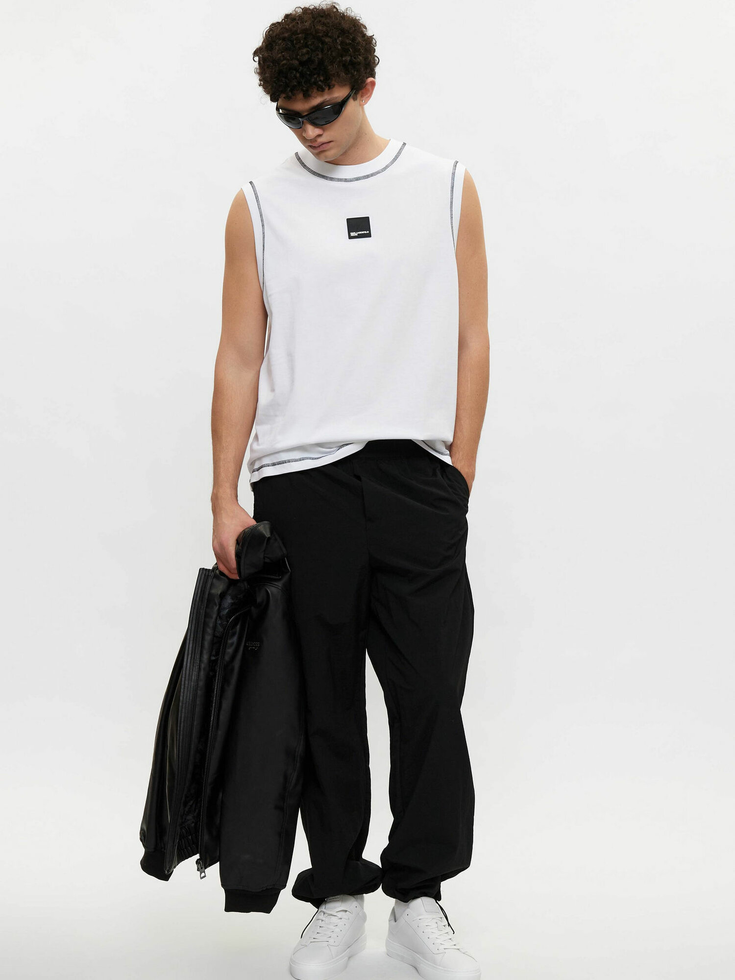 Футболка KARL LAGERFELD JEANS, 1 шт., размер M, белый — фото 1