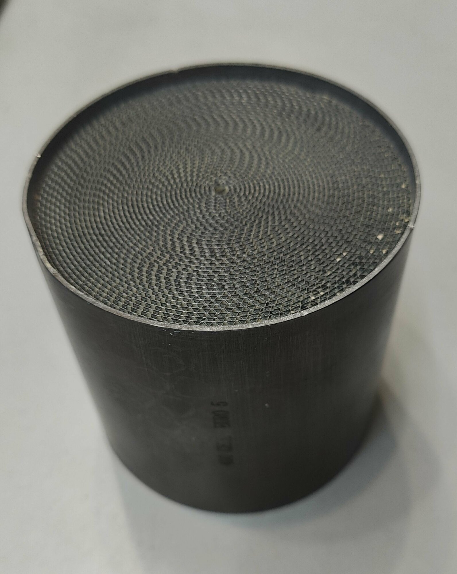 Катализатор универсальный 100X100 Euro5 металлич. круглый блок без конусов 400 ячеек/M100100E5S400