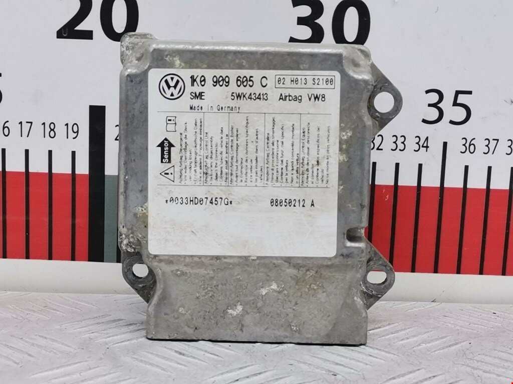 Блок управления Air Bag Volkswagen Golf Plus 1K0909605N арт. 2012939