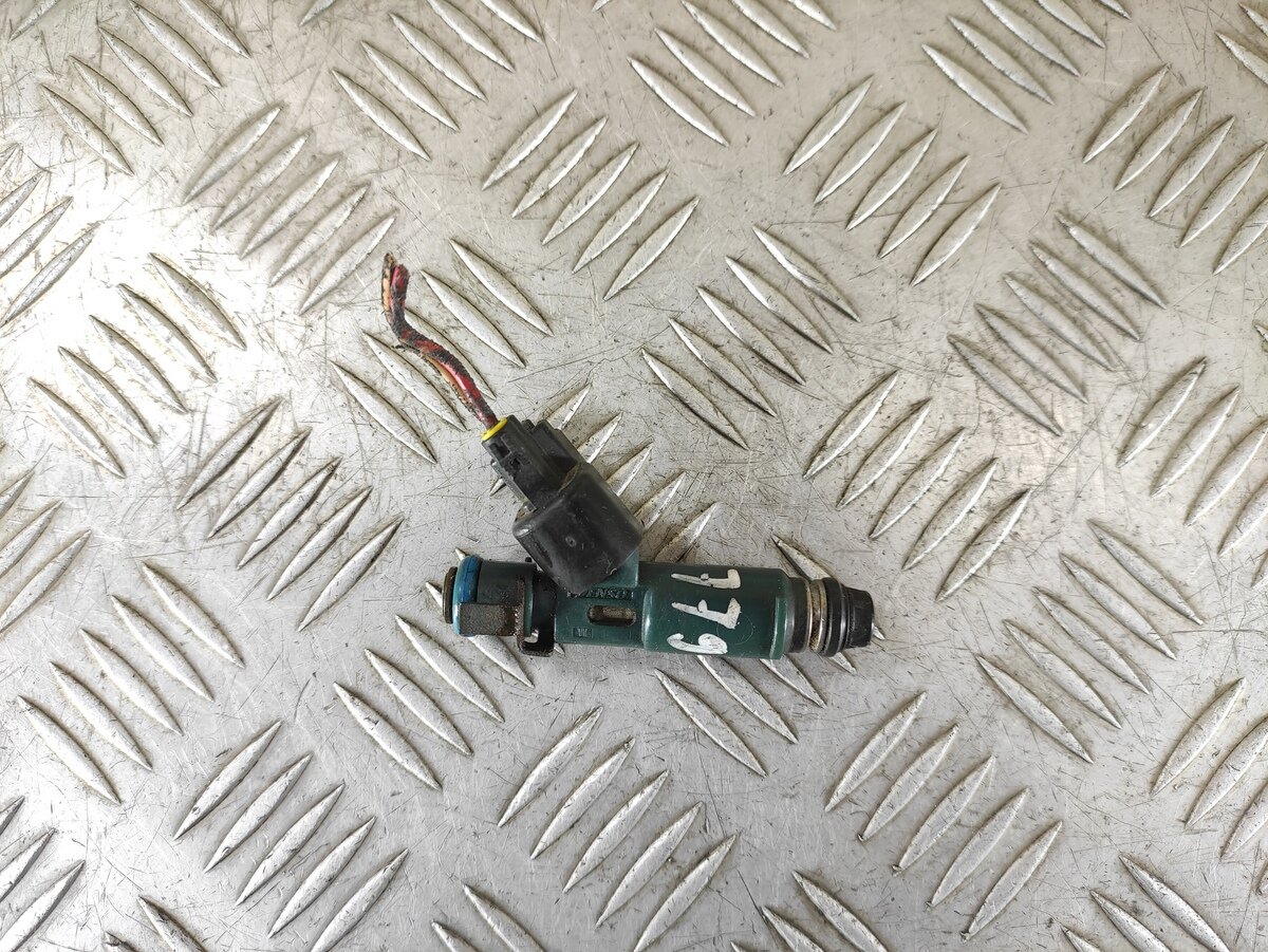 Форсунка двигателя MAZDA MPV LW ЛВ AJ5113250