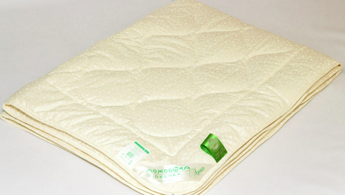 Одеяло лежебока Овечка Люкс лёгкое 140х205 со смотровым окном, 2151-140-1