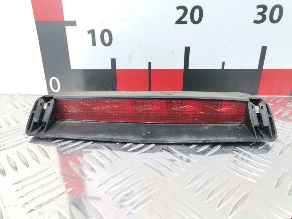 Фонарь дополнительный тормозной (стоп-сигнал) Ford Galaxy 1 1017156 арт. 1563995