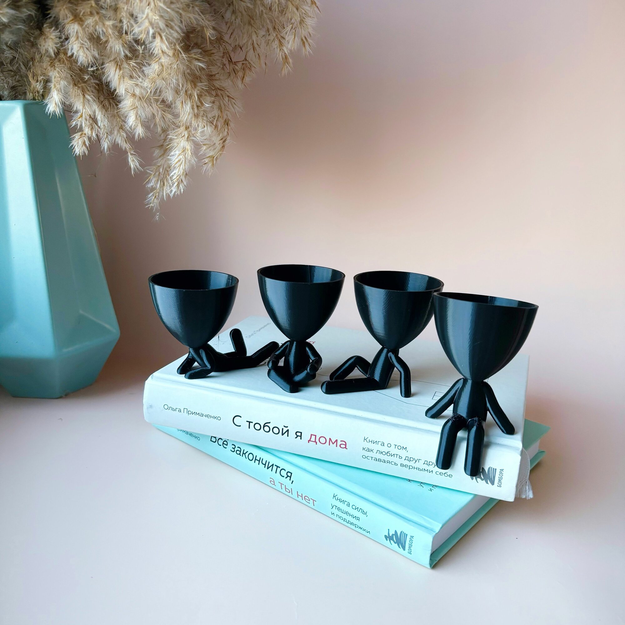 Набор декоративных кашпо - человечки