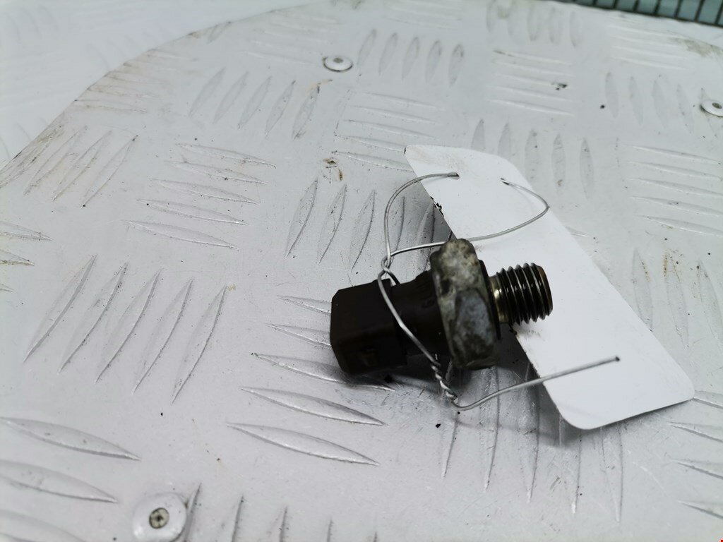 Датчик давления масла BMW 3-Series (E46) 12618611273 арт. 1651541