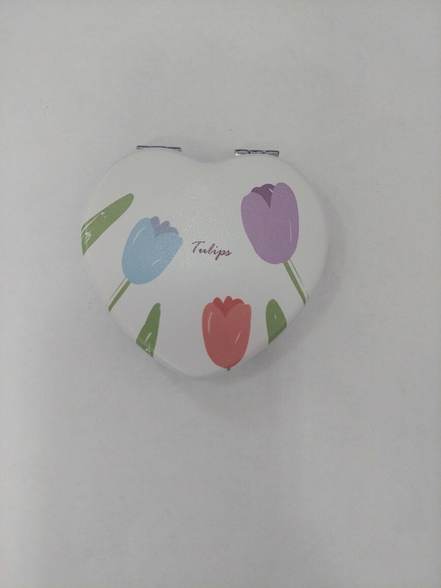 Зеркало карманное Тюльпаны, сердце