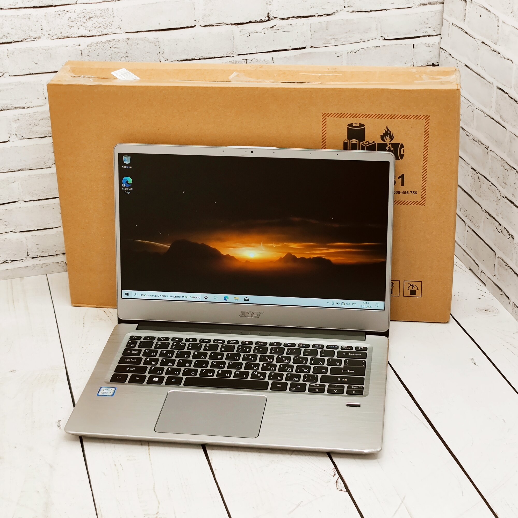 Ноутбук 14, Acer SF314, Intel Core i3 8130U, 4 Gb DDR4, 256 Gb SSD, Intel HD