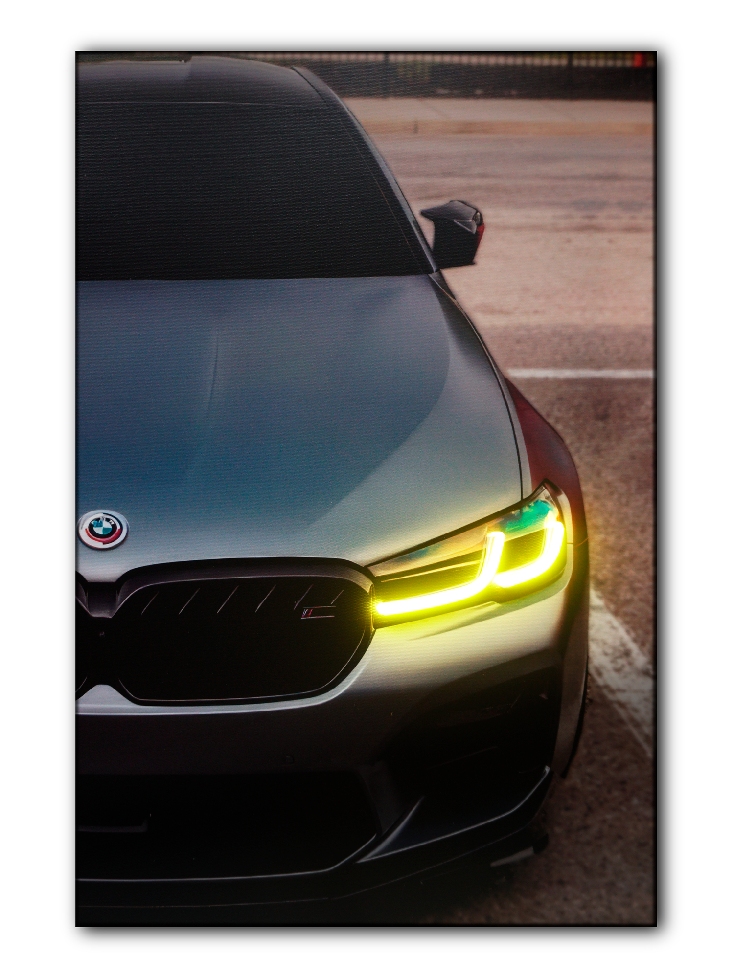 Декоративная картина с неоновой подсветкой на холсте "BMW M5 CS" картина ночник + пульт