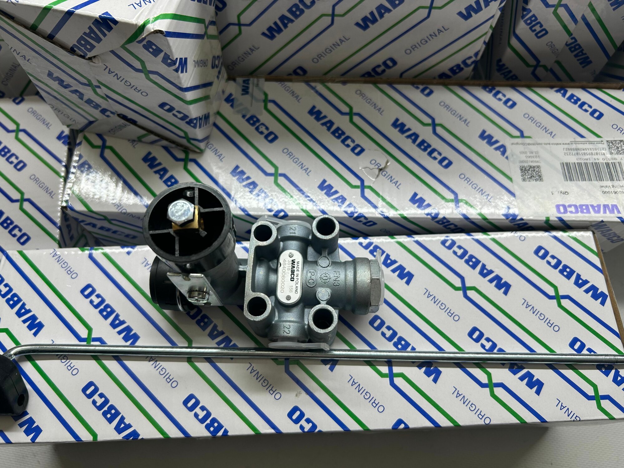 WABCO Кран уровня пола прицепа Schmitz/BPW 4640060027 4640060020