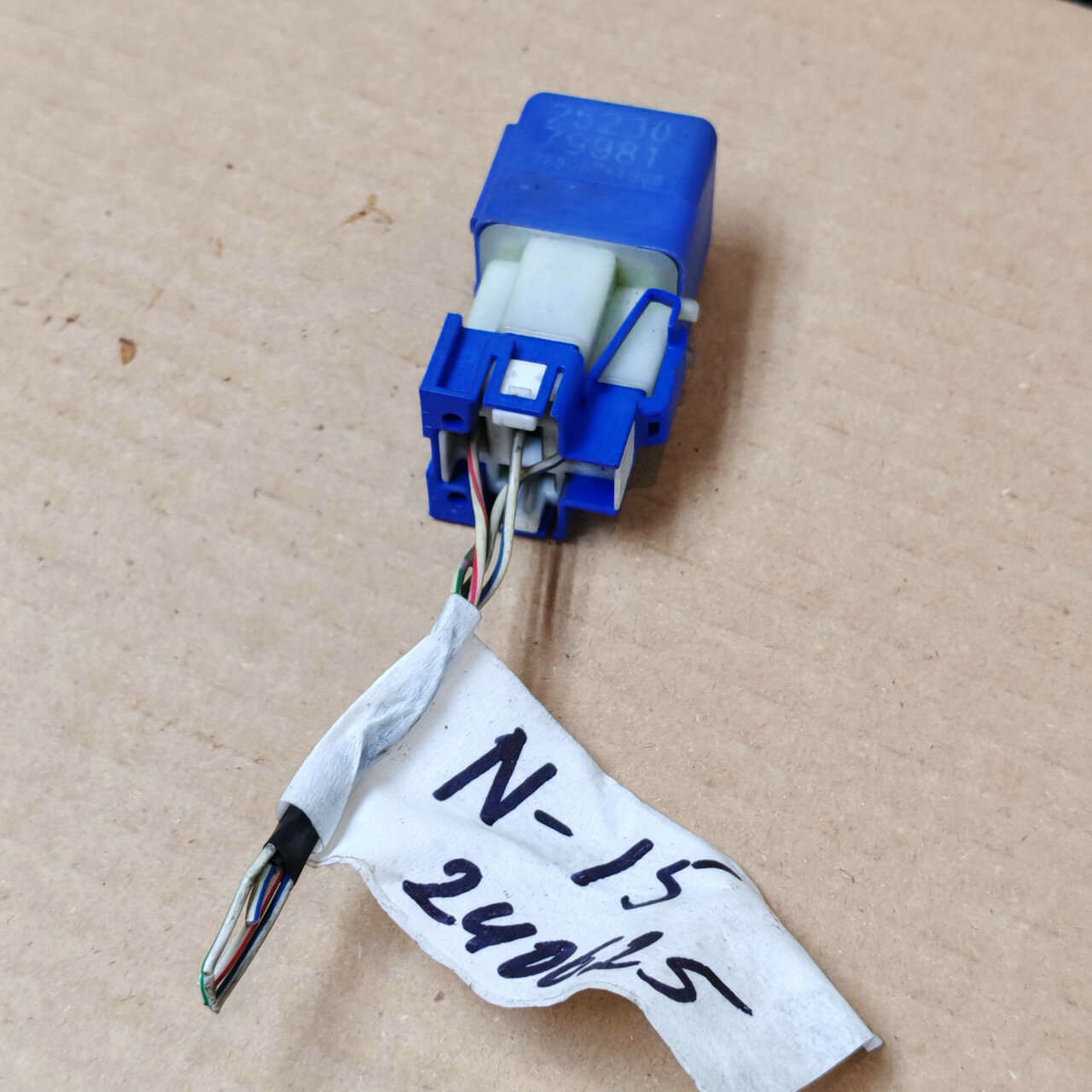 реле 4pin Almera N15 (2523079981)