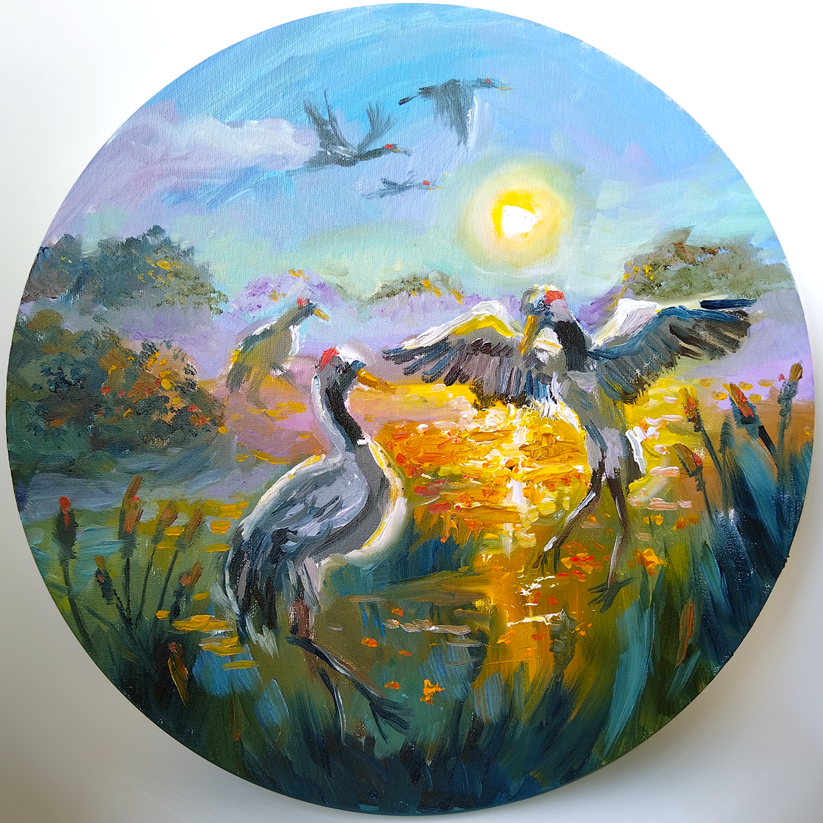 Картина маслом на круглом холсте "Журавли на закате"