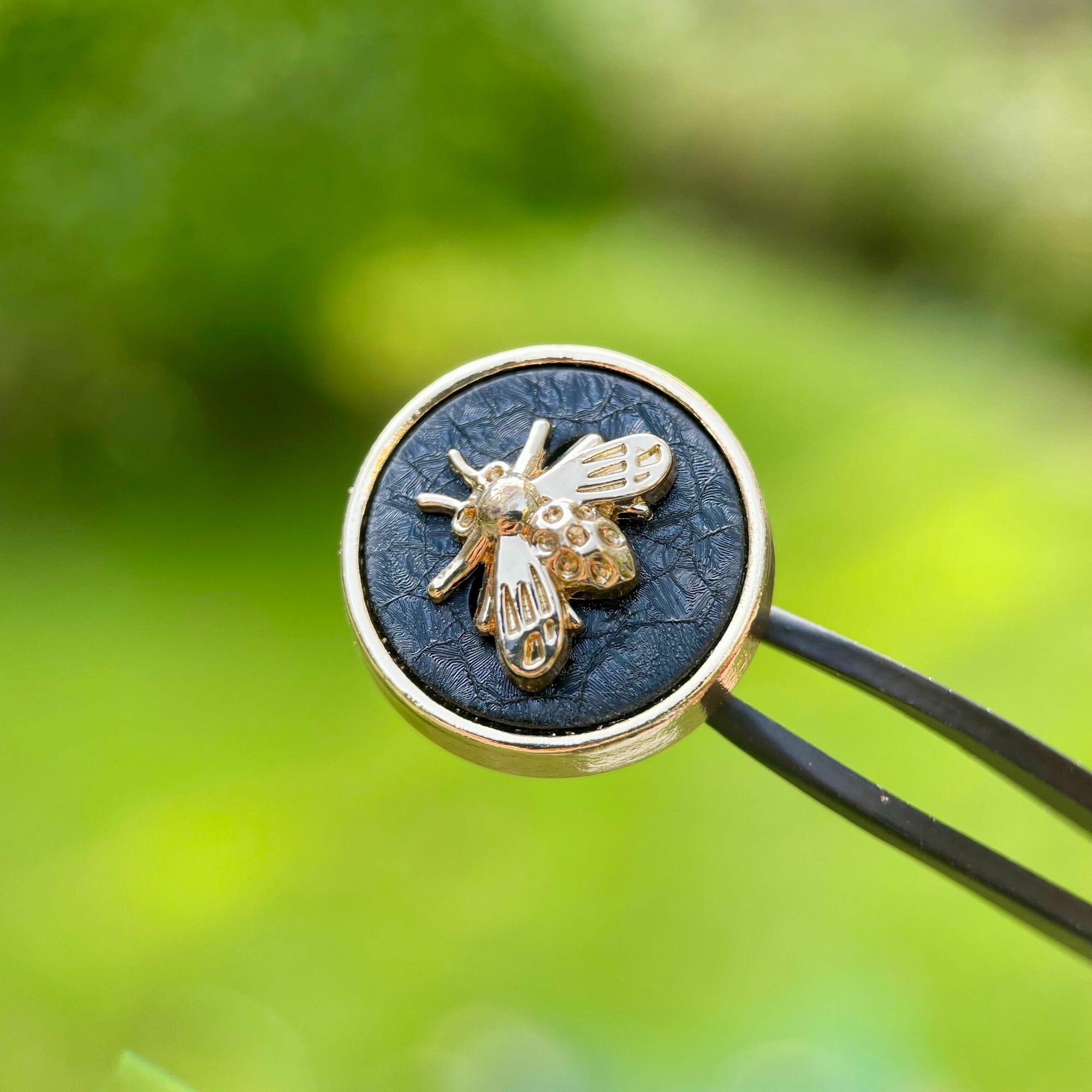 Элитная пуговица золотая пчела, металлическая фурнитура для одежды, ретро-аксессуар для пальто, рубашки, сумки, подарок рукодельнице, 18 мм и 25 мм, 3 цвета