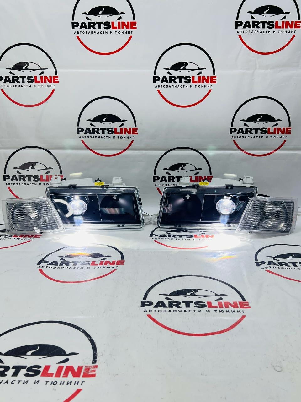 Фары передние ВАЗ 2110, 2111, 2112 Optima Bi-led черная маска