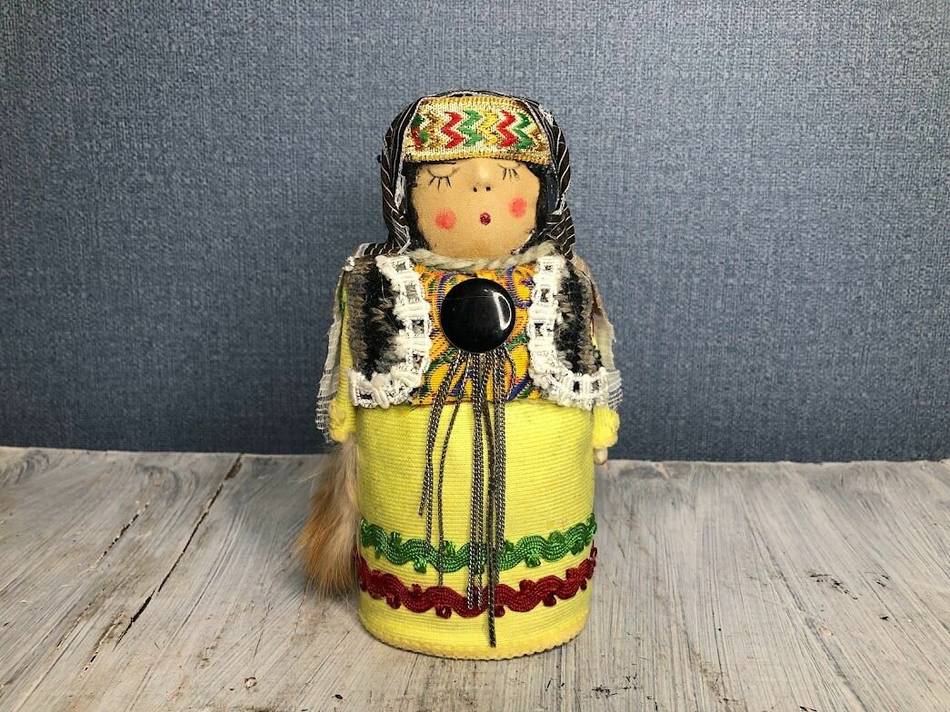 Кукла коллекционная "нанайка-бабушка", 16 см, кожа, ткань, мех, авт. В. Я. Лобова