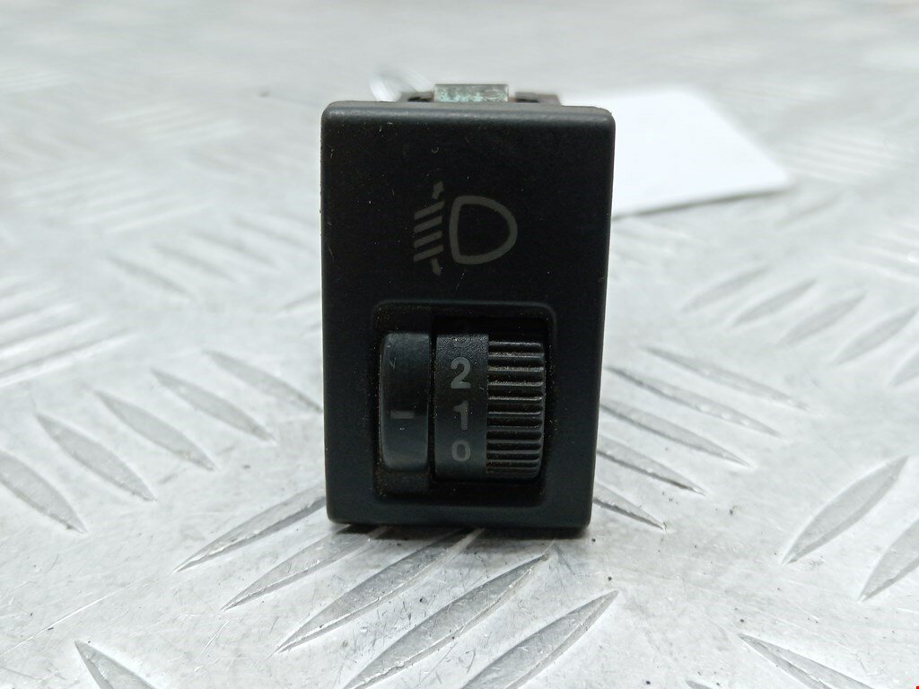 Кнопка корректора фар Honda Accord 6 35820S1AE01 арт. 1915807