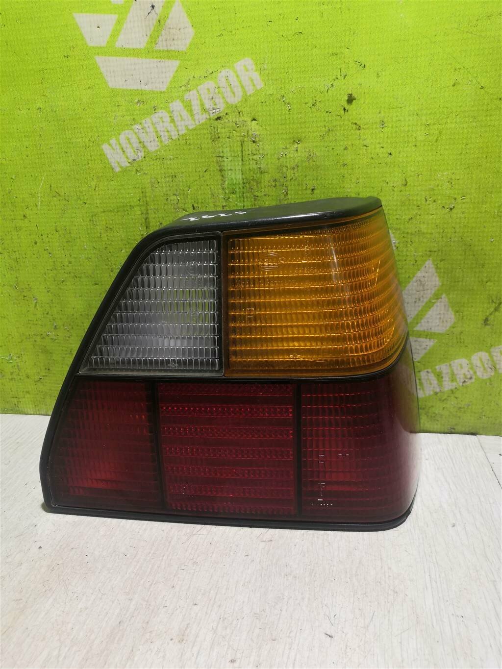 Фонарь задний правый VW Golf 2 Jetta 2 83-92