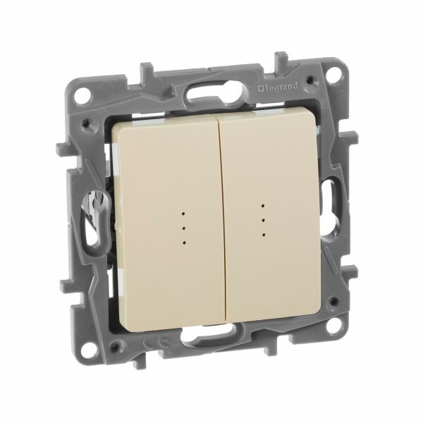 Legrand Etika Слоновая кость Переключатель 2-клавишный с подсветкой, 10А, Автоматические клеммы 672316