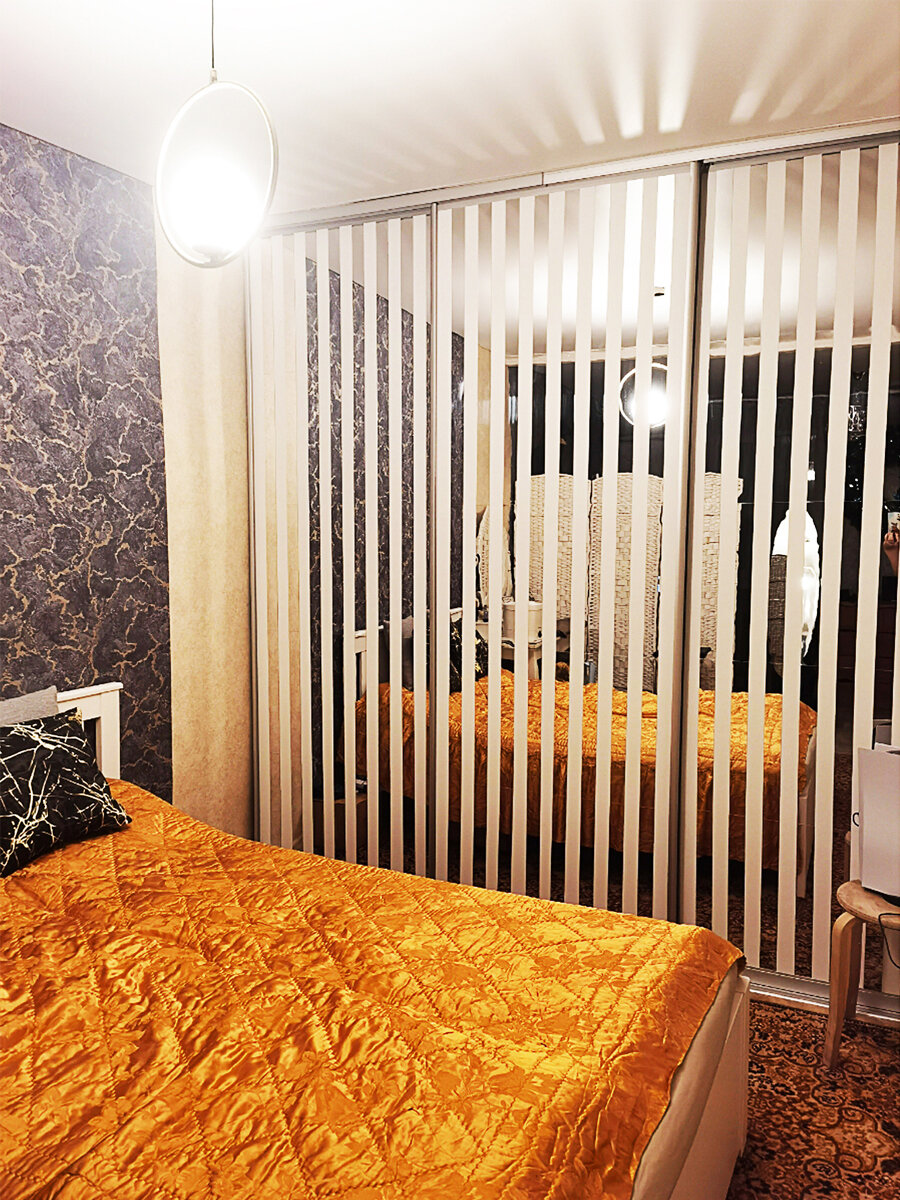 Декоративные зеркальные полоски из акрила для интерьера, самоклеящиеся наклейки на стену Серебристые,10 х 45см,10шт