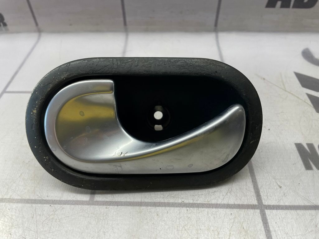 Ручка двери внутренняя левая Renault Megane 2 02-09