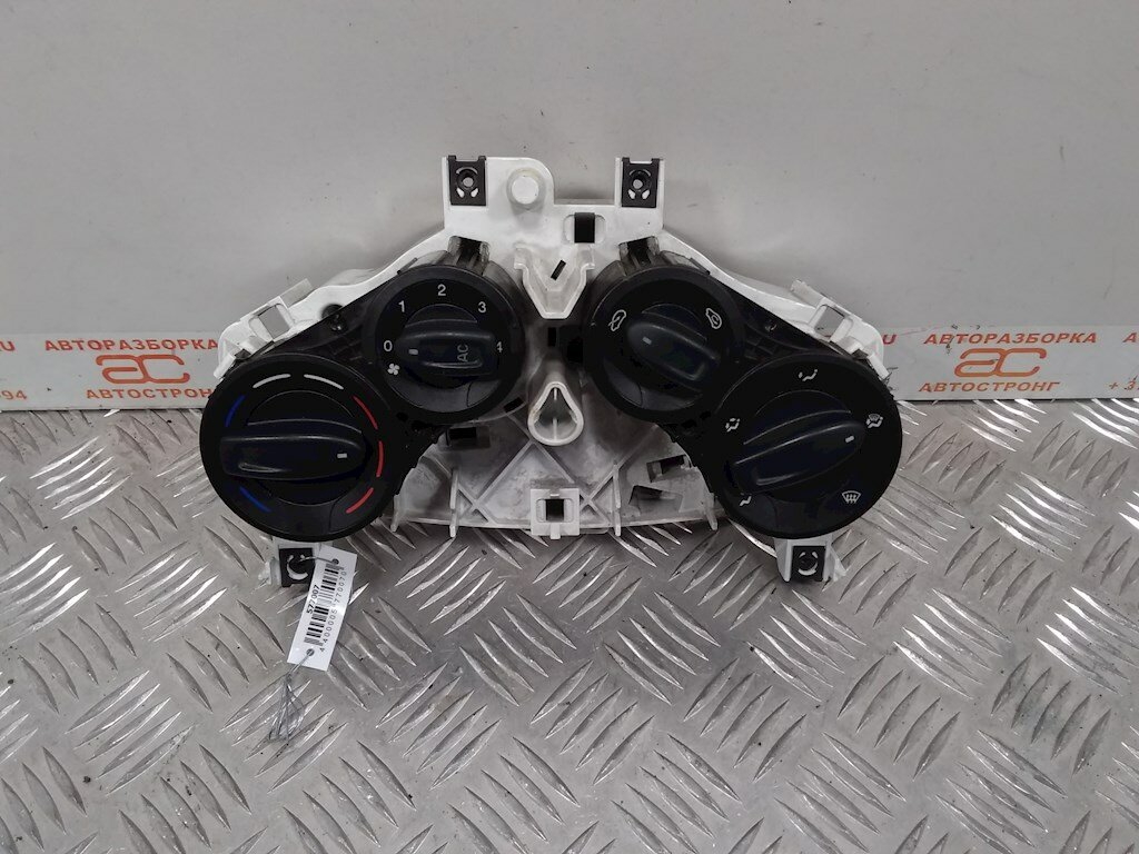 Блок управления печки (климат-контроля) Ford Ka 2 1567733 арт. 577007