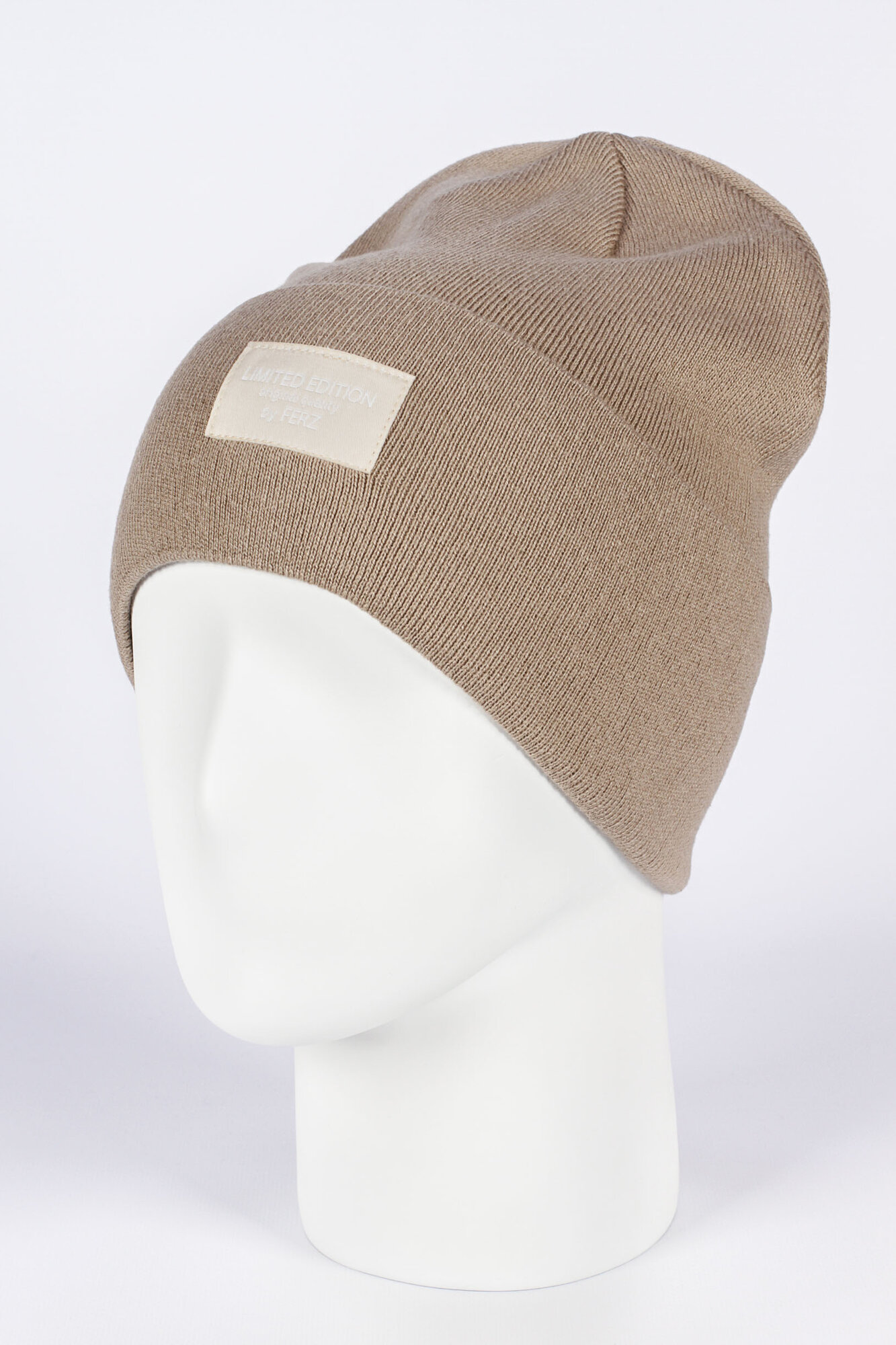 Шапка для женщин