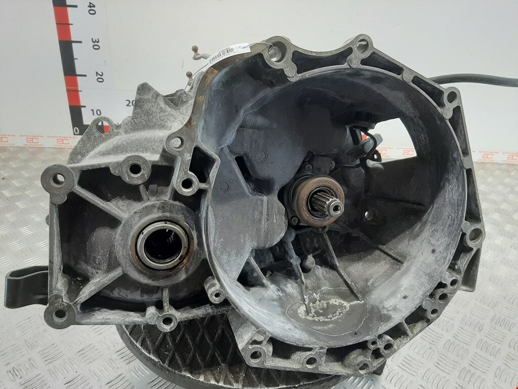 КПП 5ст (механическая коробка) Opel Signum 13101872 арт. 630193