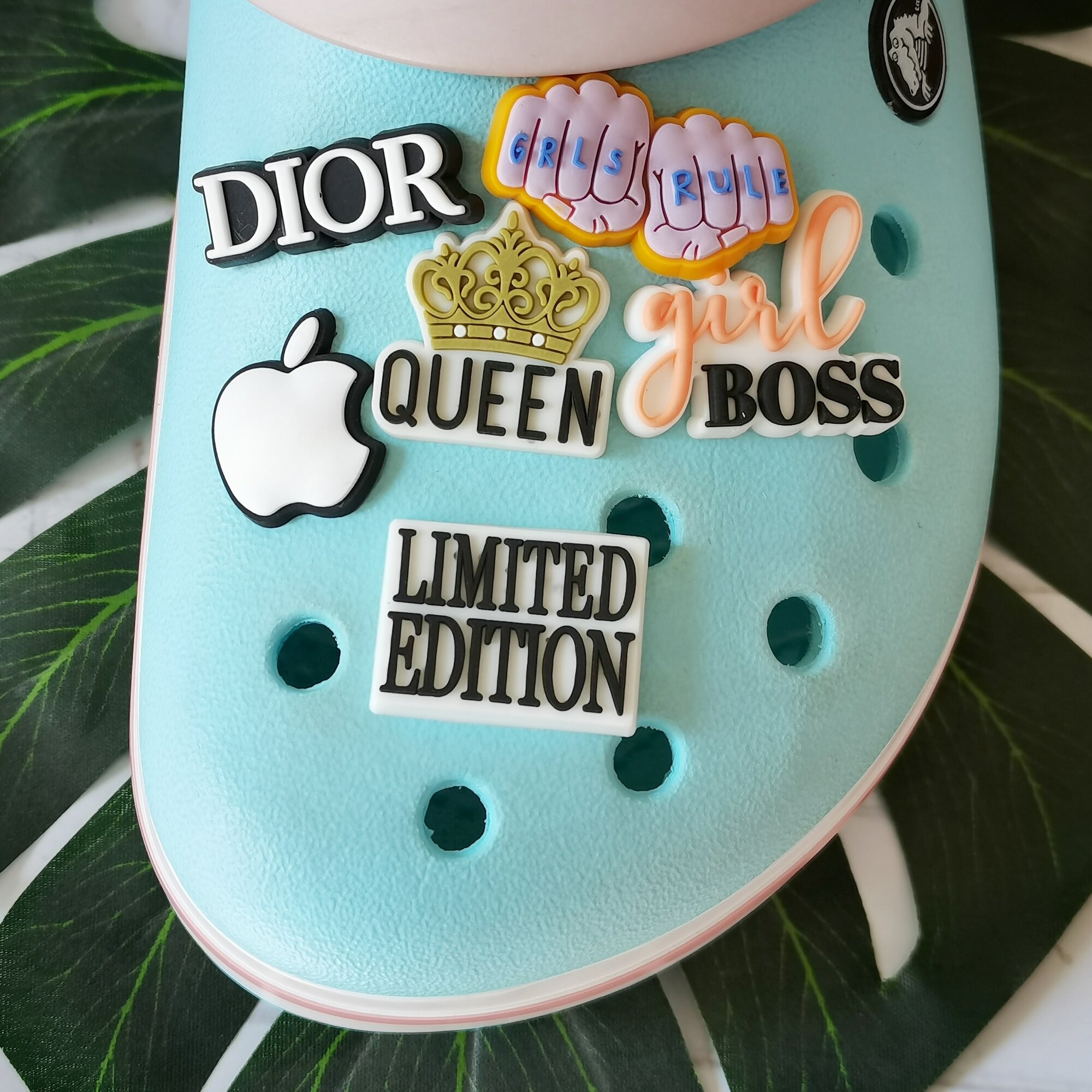 Крутые Джибитсы Jibbitz для Crocs бренды для женщин