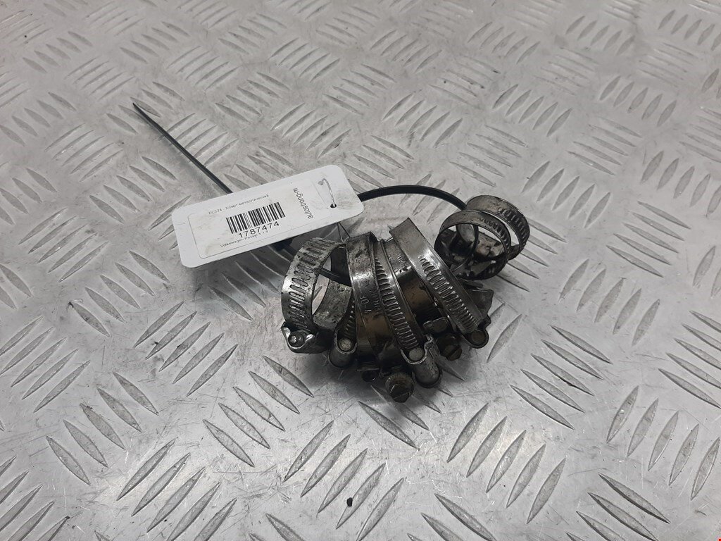 Хомут металлический Volkswagen Passat 5 11617798304 арт. 1787474