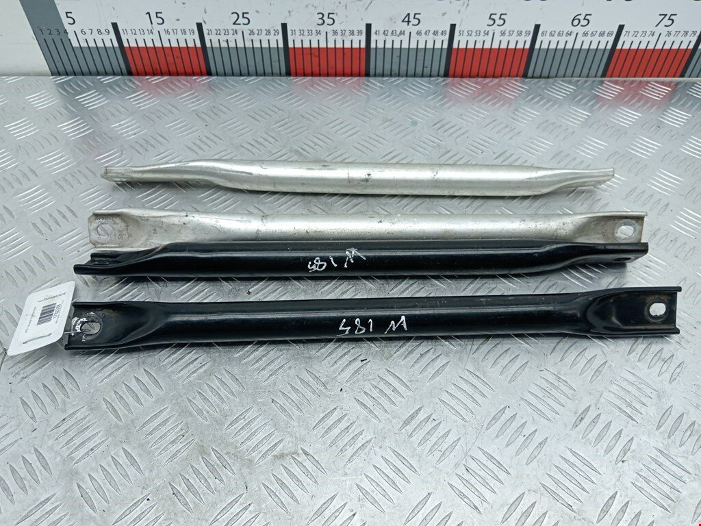 Распорная планка (распорка) BMW 5-Series (F07/F10/F11/F18) 51717180315 арт. 1782588
