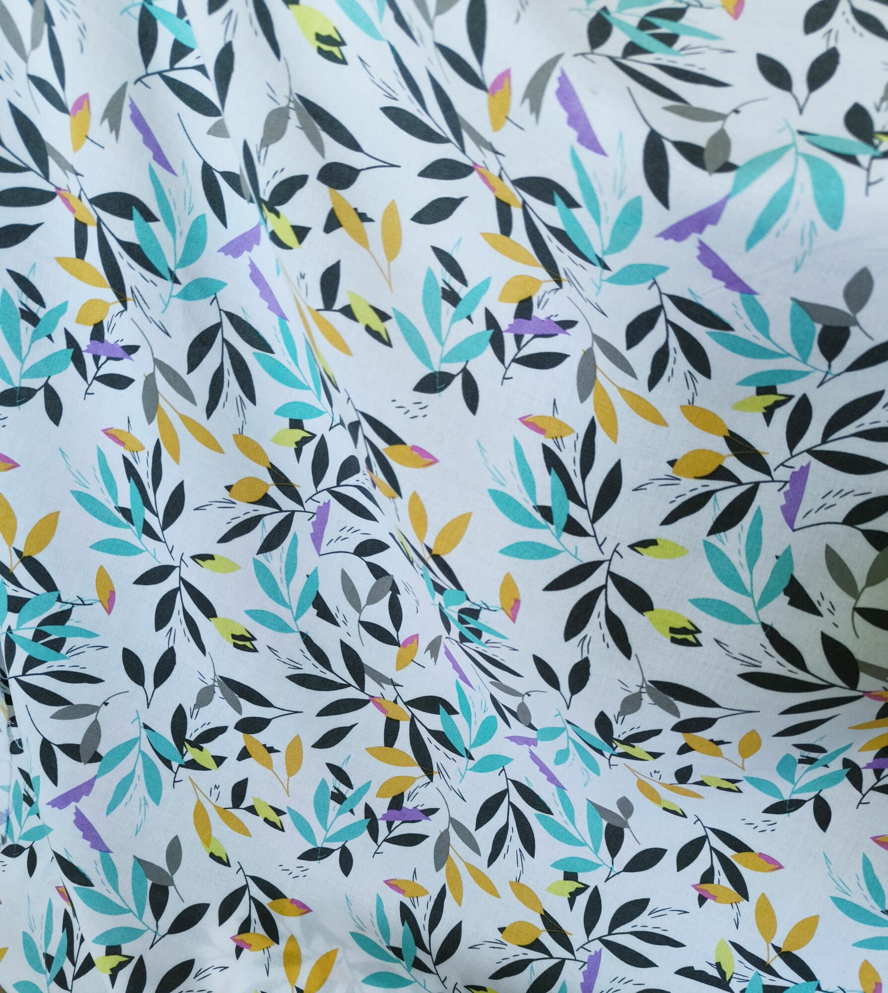 Штапель 3 метра, ткань для шитья, вискоза, штапель с принтом на белом, 100х150 см