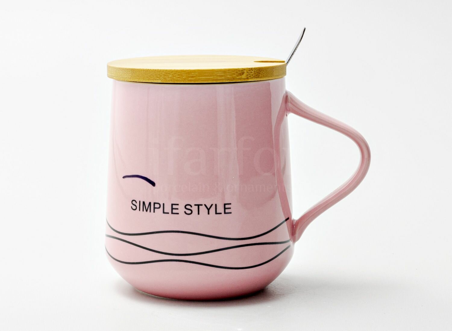 Кружка с крышкой и ложкой SIMPLE STYLE розовая Royal Classics