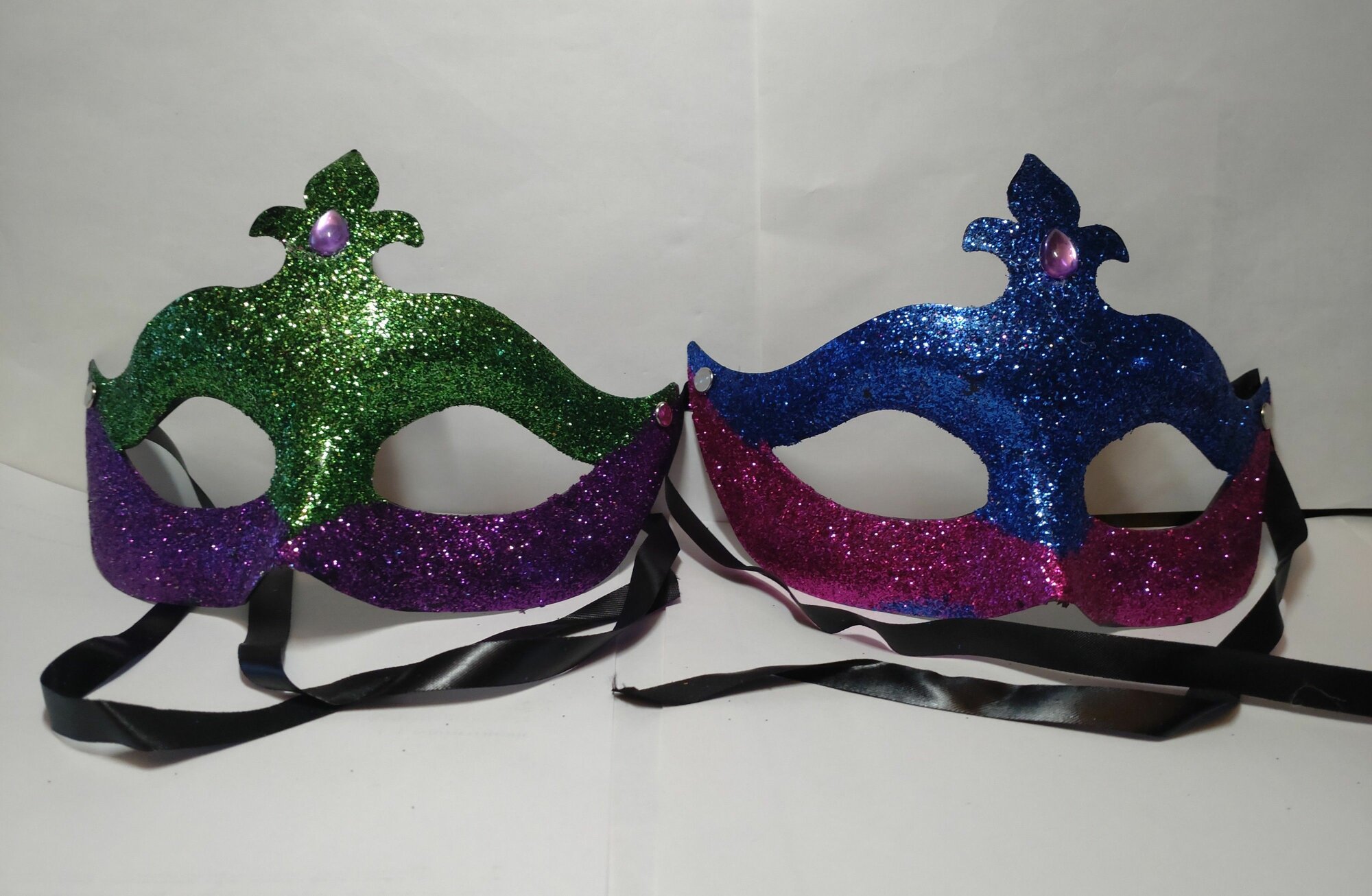 Карнавальная венецианская маска. Комплект 2 шт. Сине-красная + Зелёно-фиолетовая