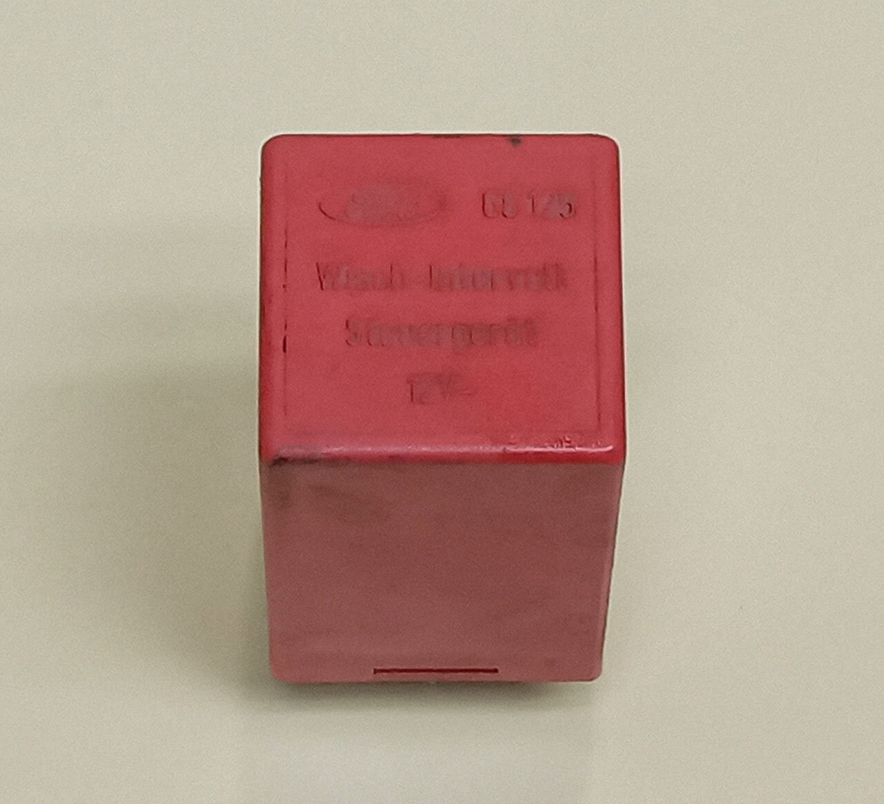 Реле стеклоочистителя Ford Escort 5