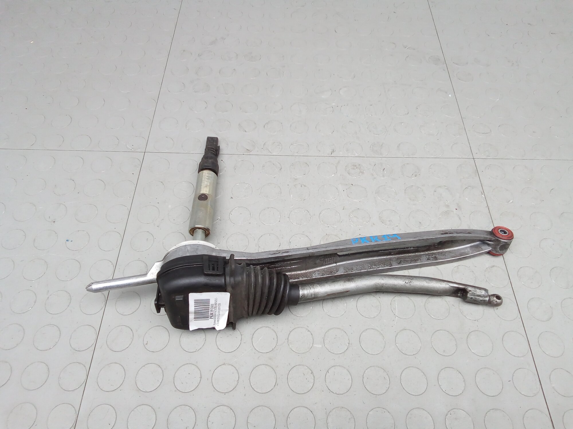 Кулиса КПП MERCEDES BENZ C-CLASS W204, Номер A204267I424