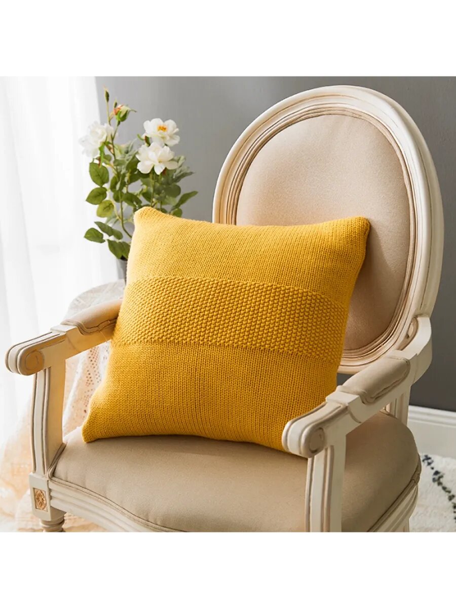 Вязаная подушка минимализм, персик-куркума, с наполн.