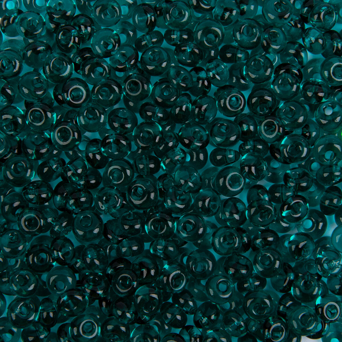 DROPS 05/0 311-11001 4.5 мм 50 г 50710 изумрудный