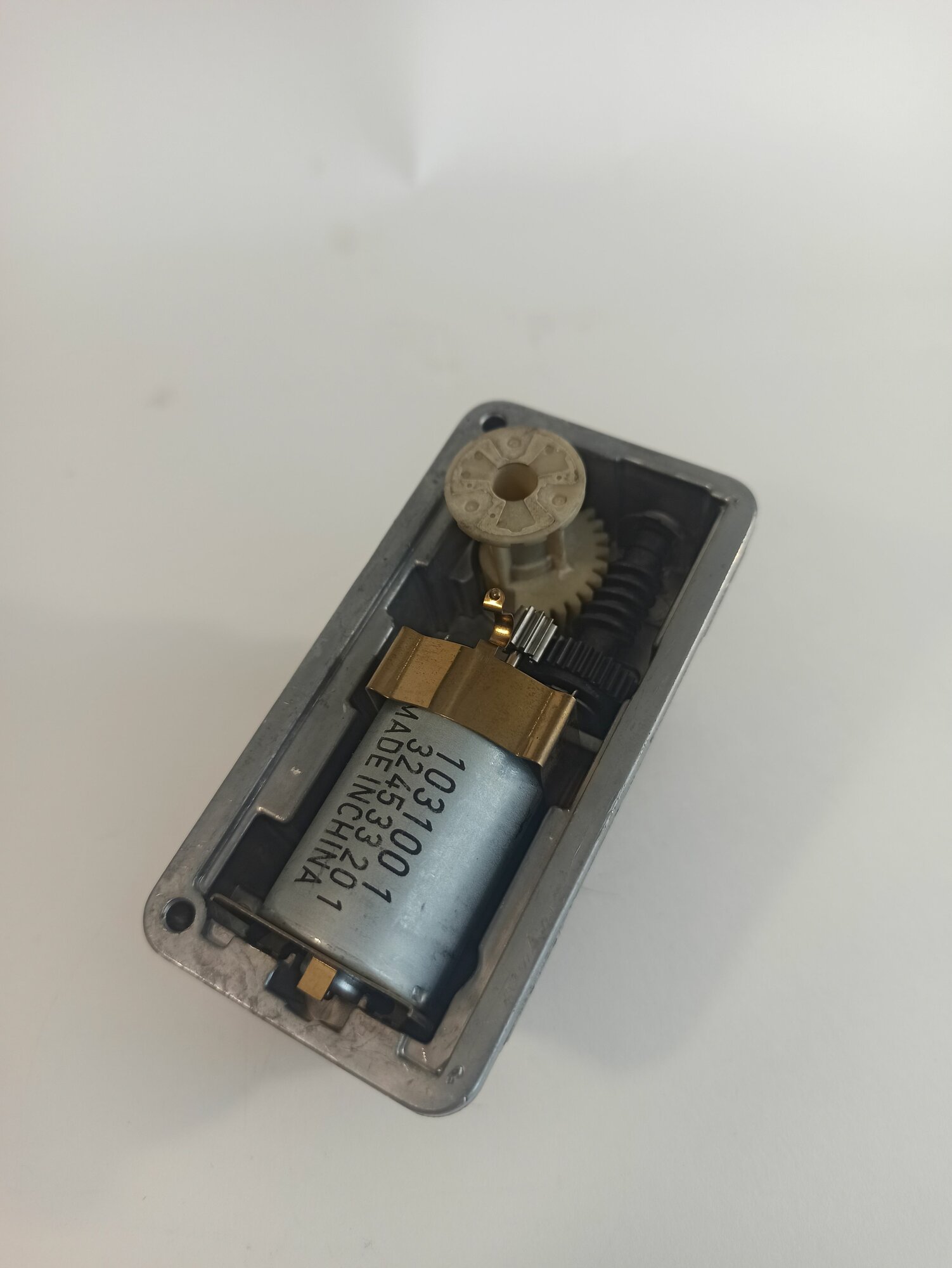 Актуатор турбины, нижняя часть 6NW010099-21 ISF 2.8 Евро-5