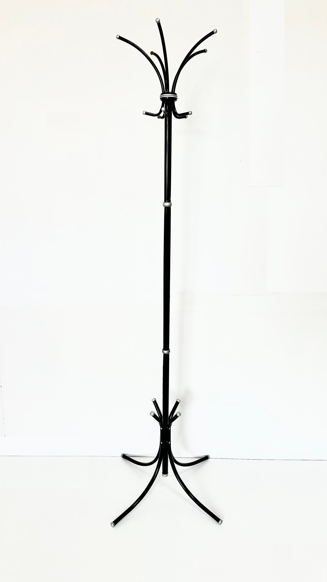 Вешалка "титан" напольная Нова-4, для верхней одежды, металлическая, 5 крючков, черная