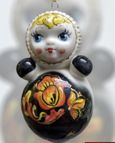 Игрушка на елку Неваляшка хохлома, фарфор