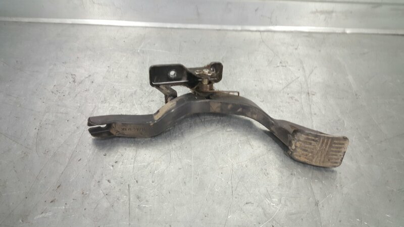 Педаль газа Hyundai Accent LC2 G4EC 1999-2012 3272025000