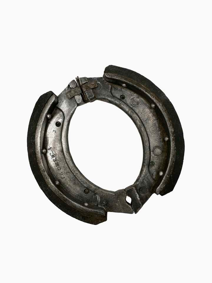 Колодки тормозные на мотороллер Муравей (клёпанные)